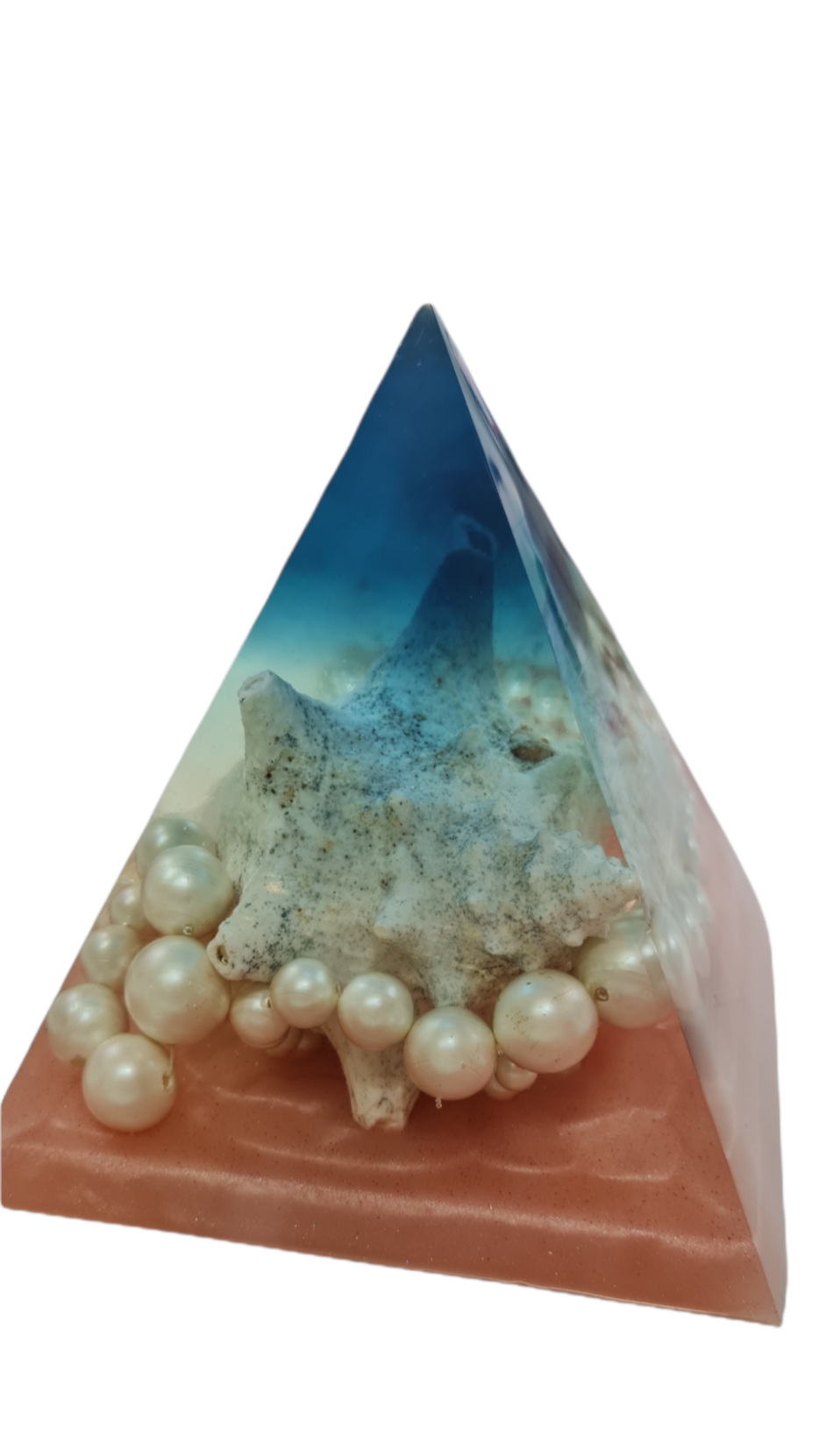 Pyramids – Resin Addiction